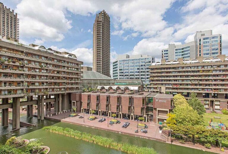 What is Horizontal Architecture? Basic Principles and Advantages of ...